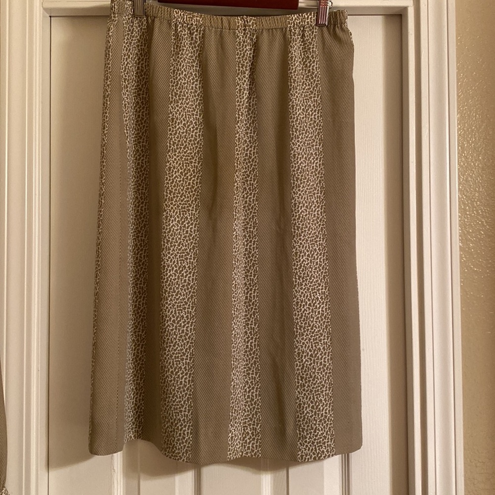 Vintage Lawrence Greer 2 Piece Animal Print Pleated S… - Gem